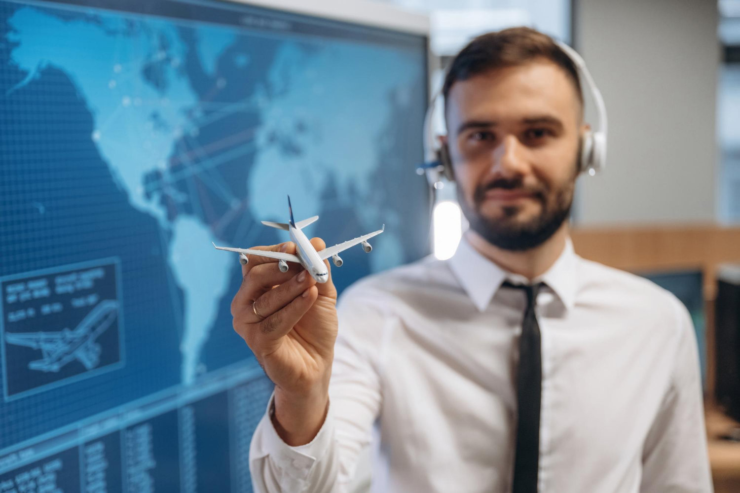 Why Aviation Is a Smart Career Shift for Mid-Level Professionals ...