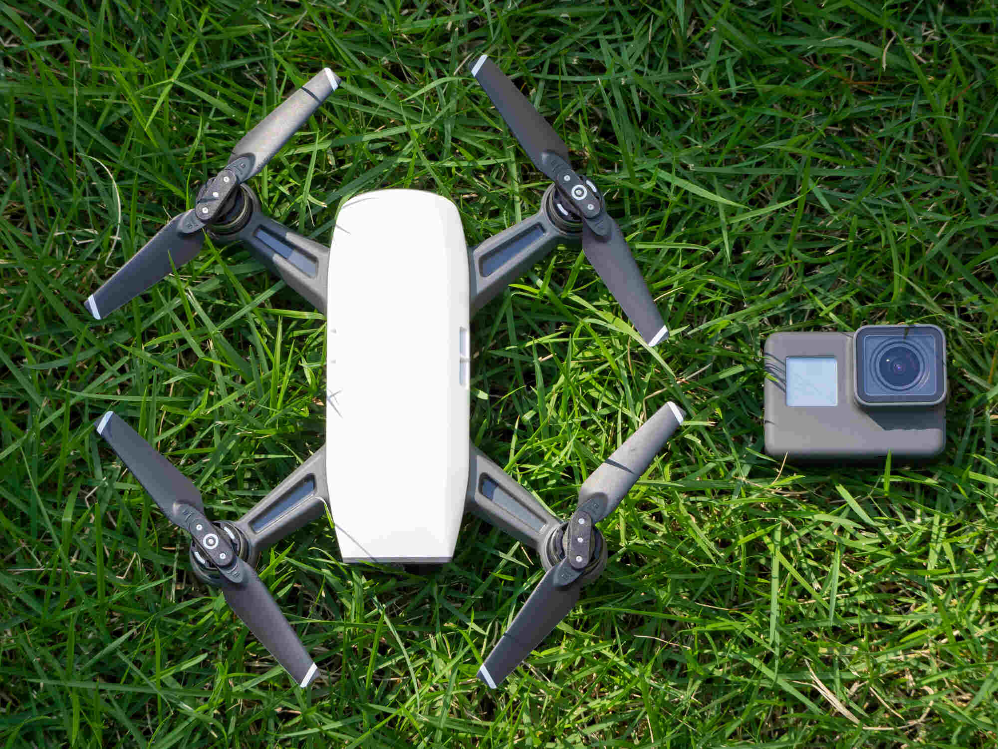 How to Maintain Your Drone Camera for Peak Performance? - FlapOne ...
