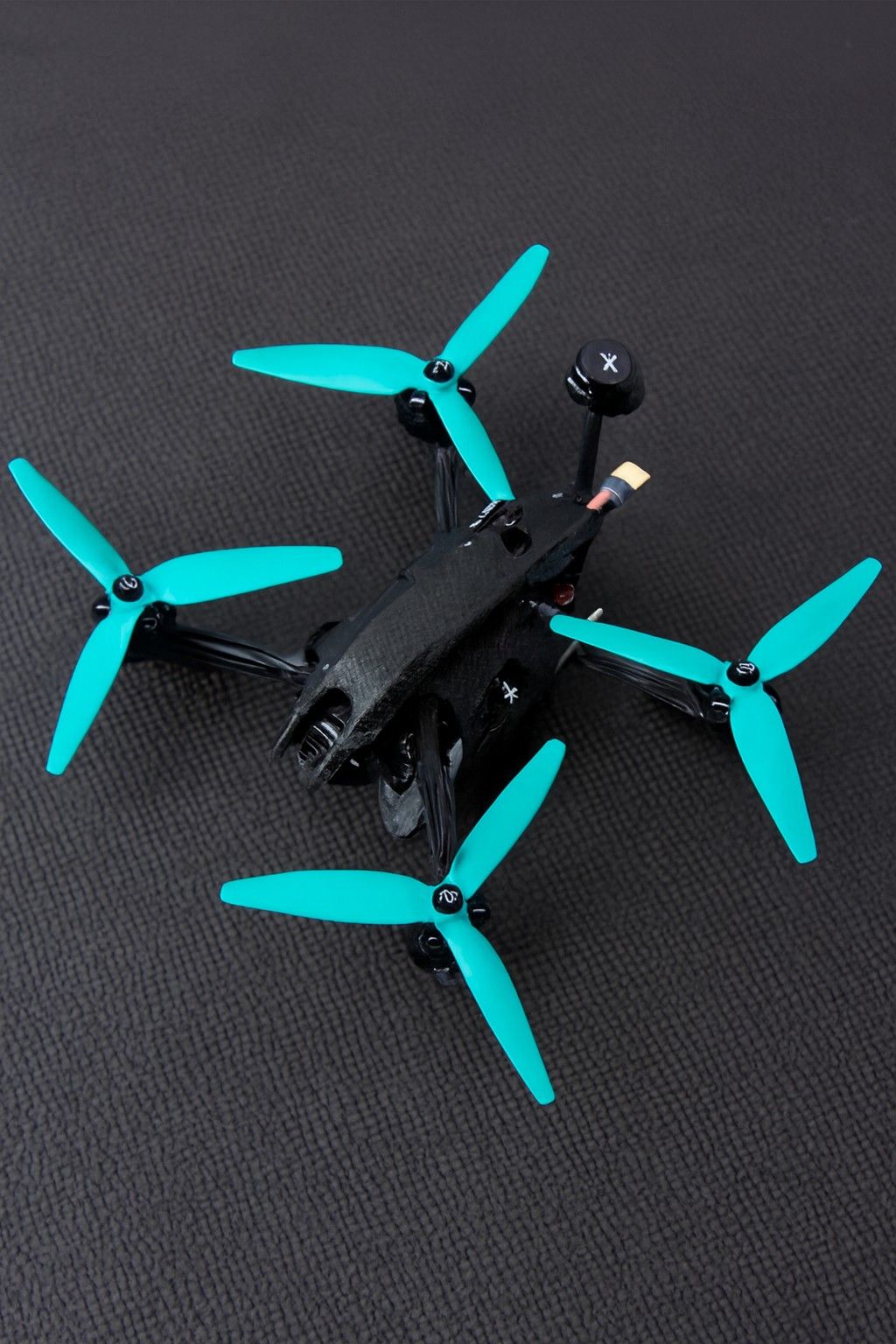 Falcon FPV 7 - Long-Range Analog FPV Drone | High Range & Stability ...