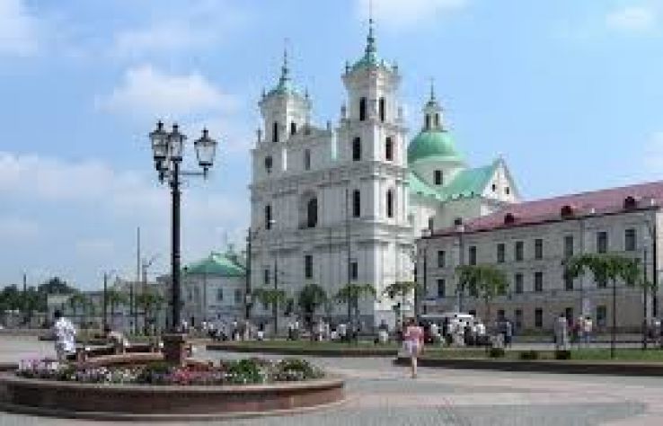 Belarus Tour Place | Best Tourist Place to visit in Belarus | HelloTravel