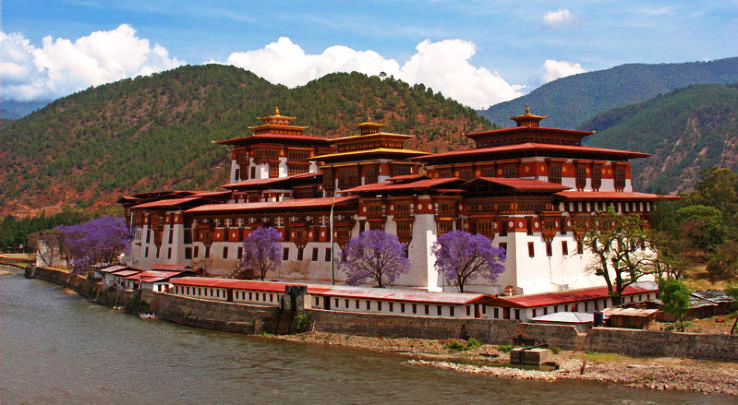 Bhutan Tour Place | Best Tourist Place to visit in Bhutan | HelloTravel