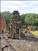 10 Best Places to Visit Near Vadodara, 1. Laxmi Vilas Palace, 2. EME ...