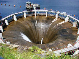 5 Great Holes that are Real Passage Down the Earth - Hello Travel Buzz