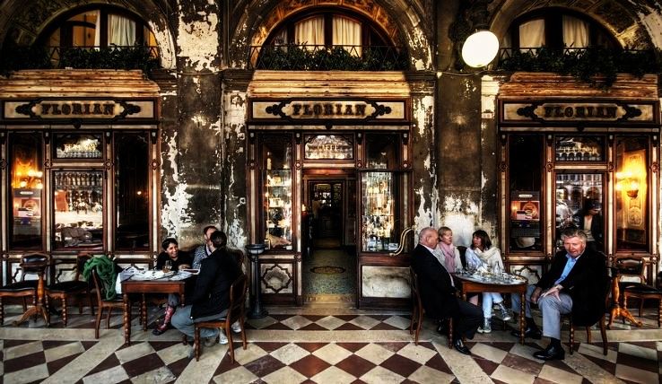 15 of the World's Most Luxurious Cafes - Hello Travel Buzz