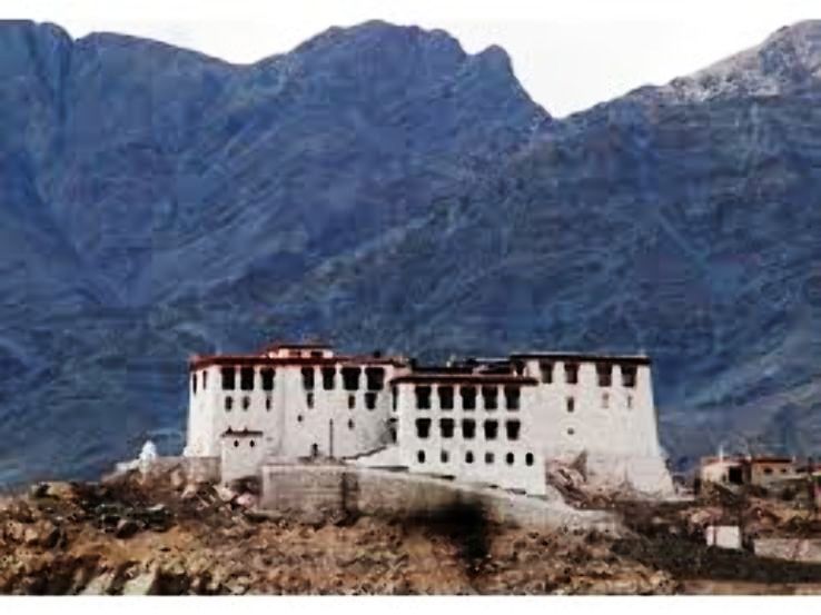 Engaging Buddhist Monasteries In India - Hello Travel Buzz
