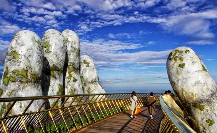 The Golden Bridge- a Piece of Fascination - Hello Travel Buzz