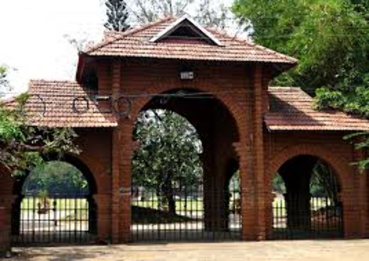 MANANCHIRA SQUARE, kozhikode, India - Top Attractions, Things to Do ...